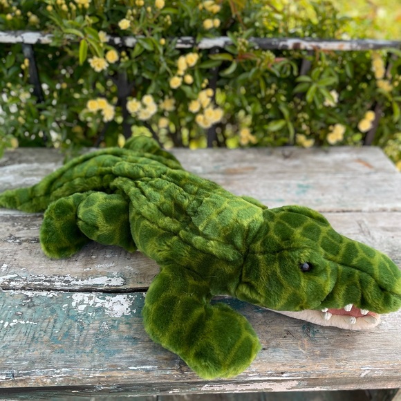 Animal Alley | Toys | Animal Alley Green Plush Alligator Vintage ...